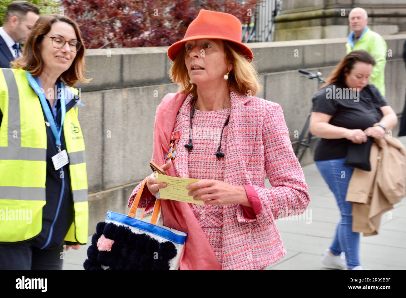 Dame Laura Lee arrives early for the coronation of King Charles III ...