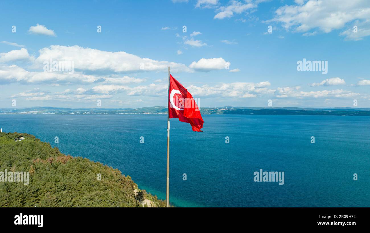 Turkish flag. Red Turkish flag waving on the sea Stock Photo - Alamy