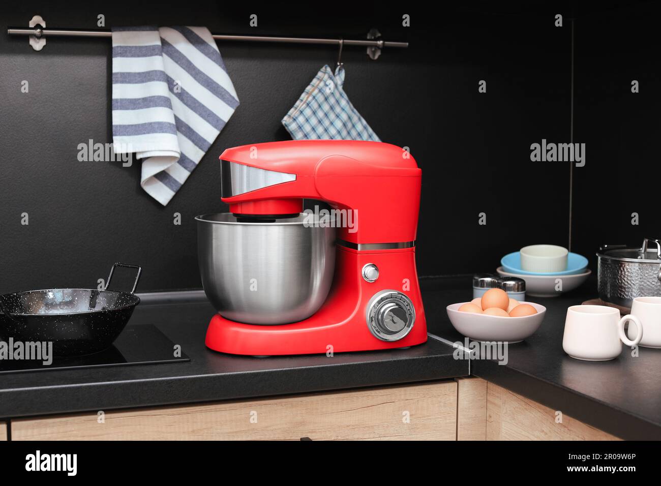 Countertop mixer hi-res stock photography and images - Alamy