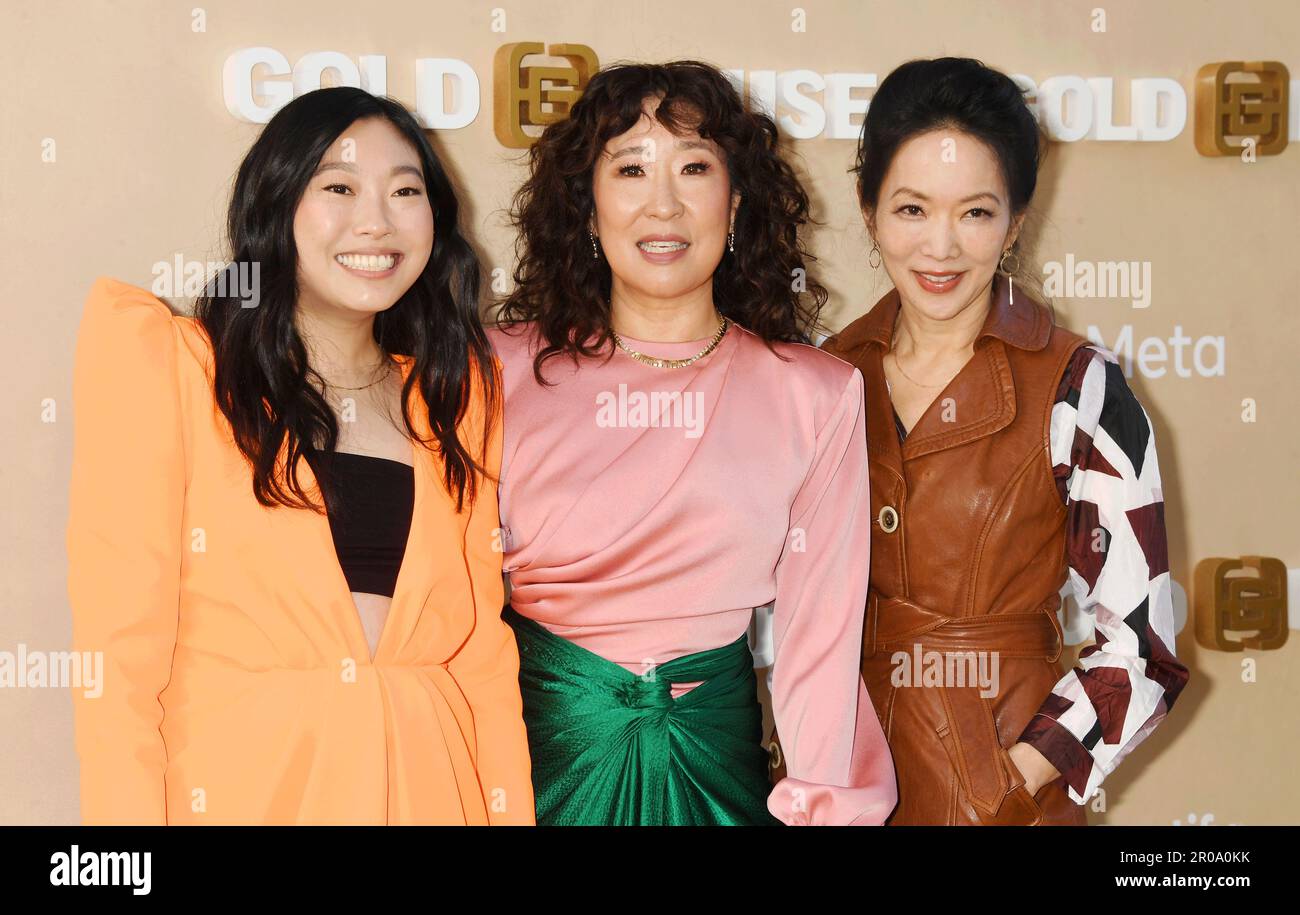 LOS ANGELES, CALIFORNIA - MAY 06: (L-R) Awkwafina, Sandra Oh and ...
