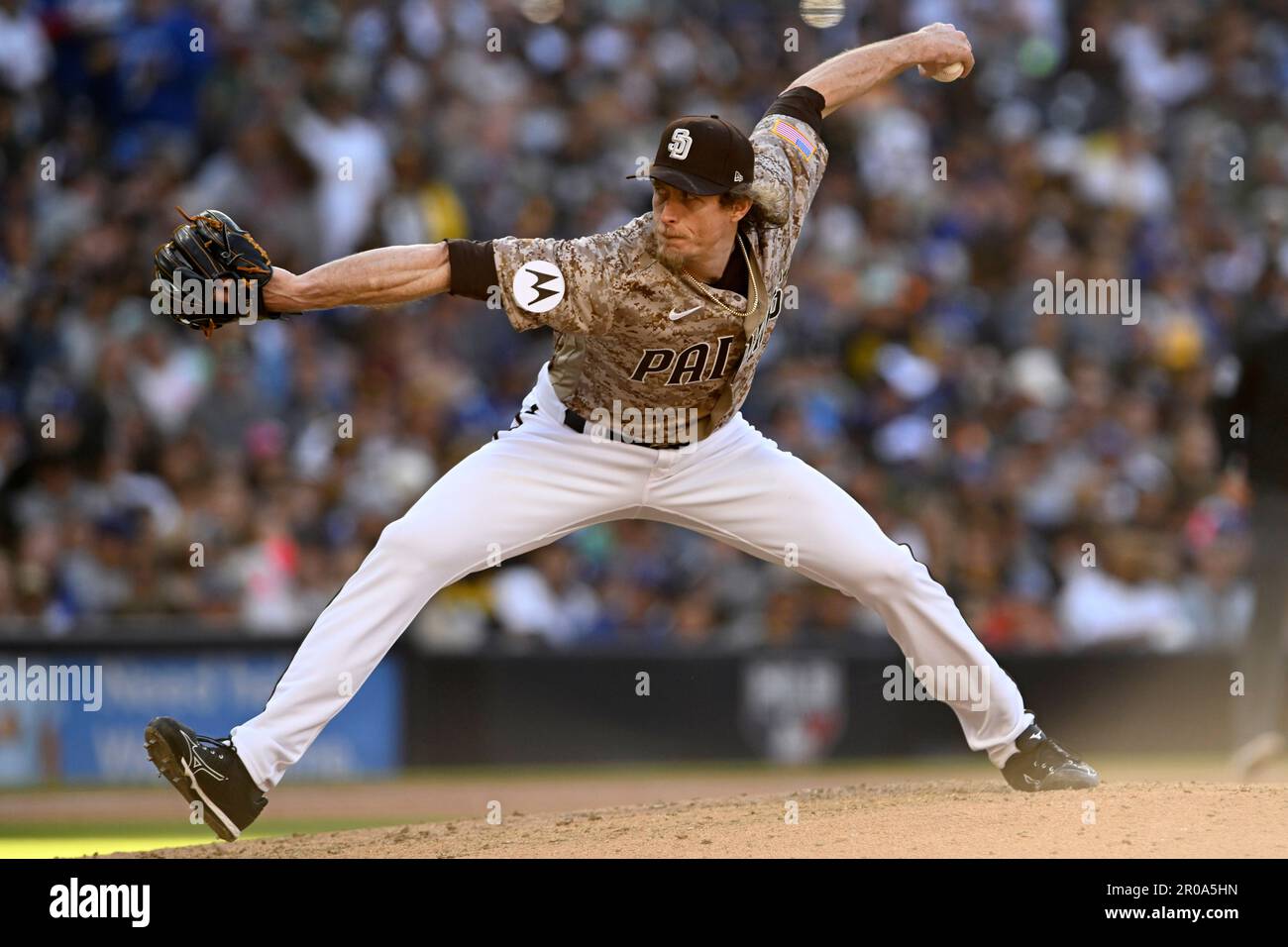 San Diego Padres relief pitcher Tim Hill throws to a Los Angeles ...