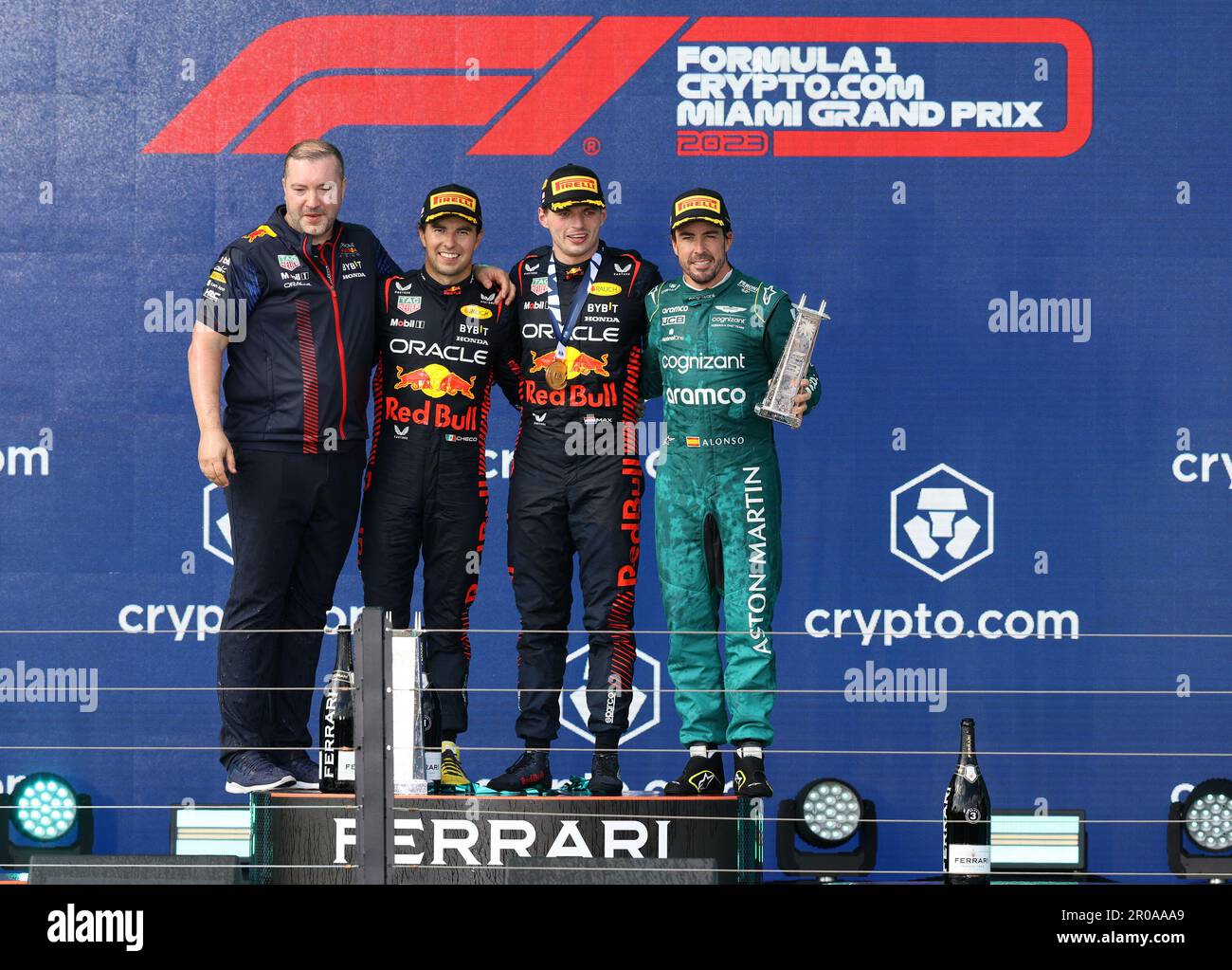 Marketing f1 hi-res stock photography and images - Alamy