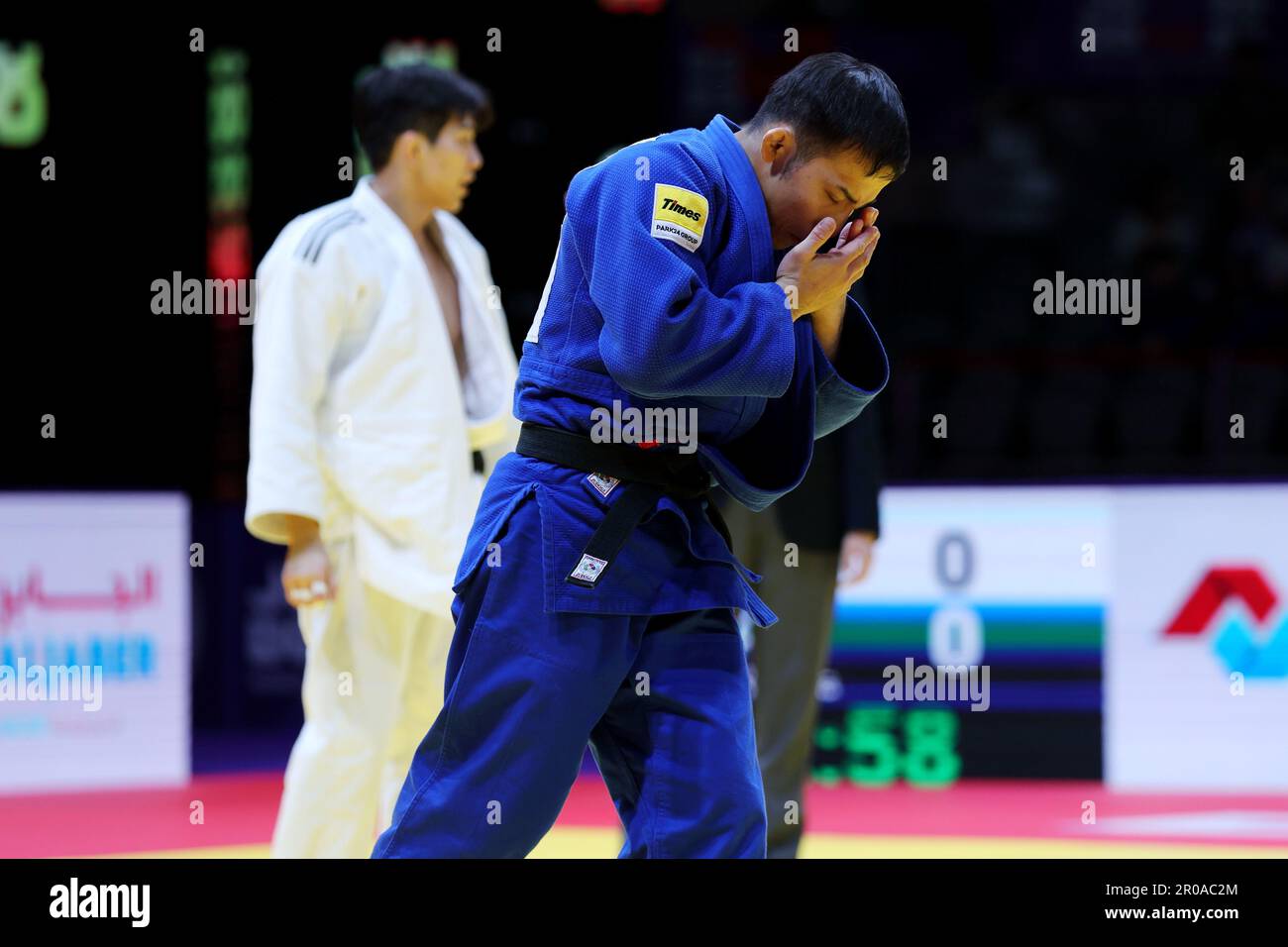Ali Bin Hamad Al Attiyah Arena, Doha, Qatar. 7th May, 2023. (L-R) Harim Lee (KOR), Naohisa ...