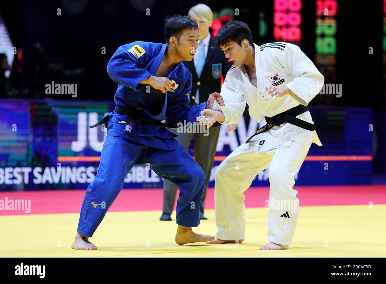 Ali Bin Hamad Al Attiyah Arena, Doha, Qatar. 7th May, 2023. (L-R) Naohisa Takato (JPN), Harim ...