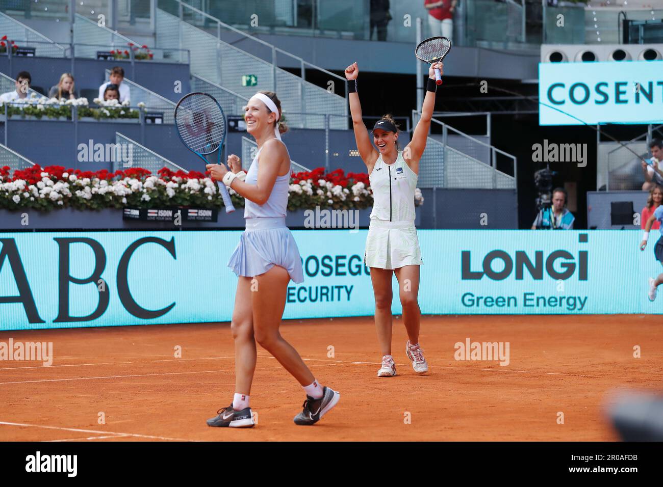 Beatriz haddad celebrate 2023 hi-res stock photography and images - Alamy