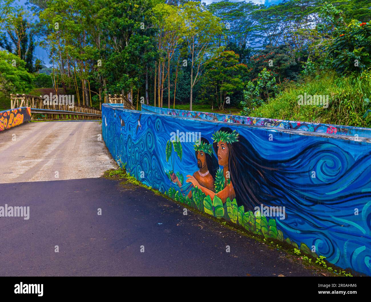 Painted Bridge Over Keahua Stream at The Keahua Arboretum, Kauai ...