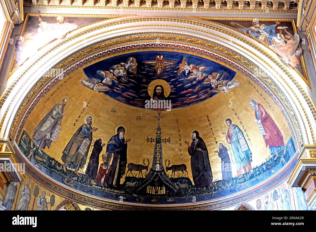 Dome above the Cathedra in St John Lateran church in Rome Italy Stock ...
