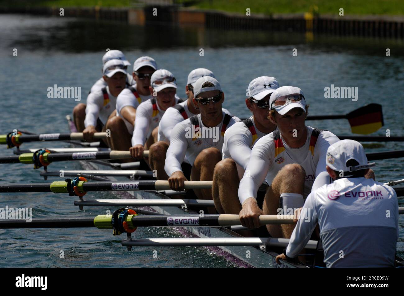 Steuermann Peter Thiede, Matthias Flach (Schlagmann), Florian Mennigen ...