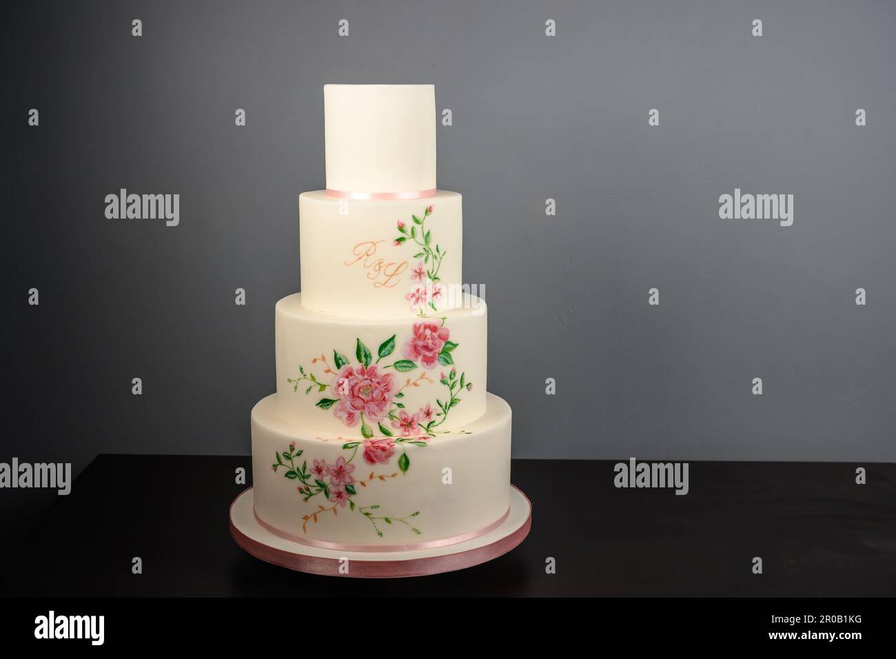 Four layer cake hi-res stock photography and images - Alamy