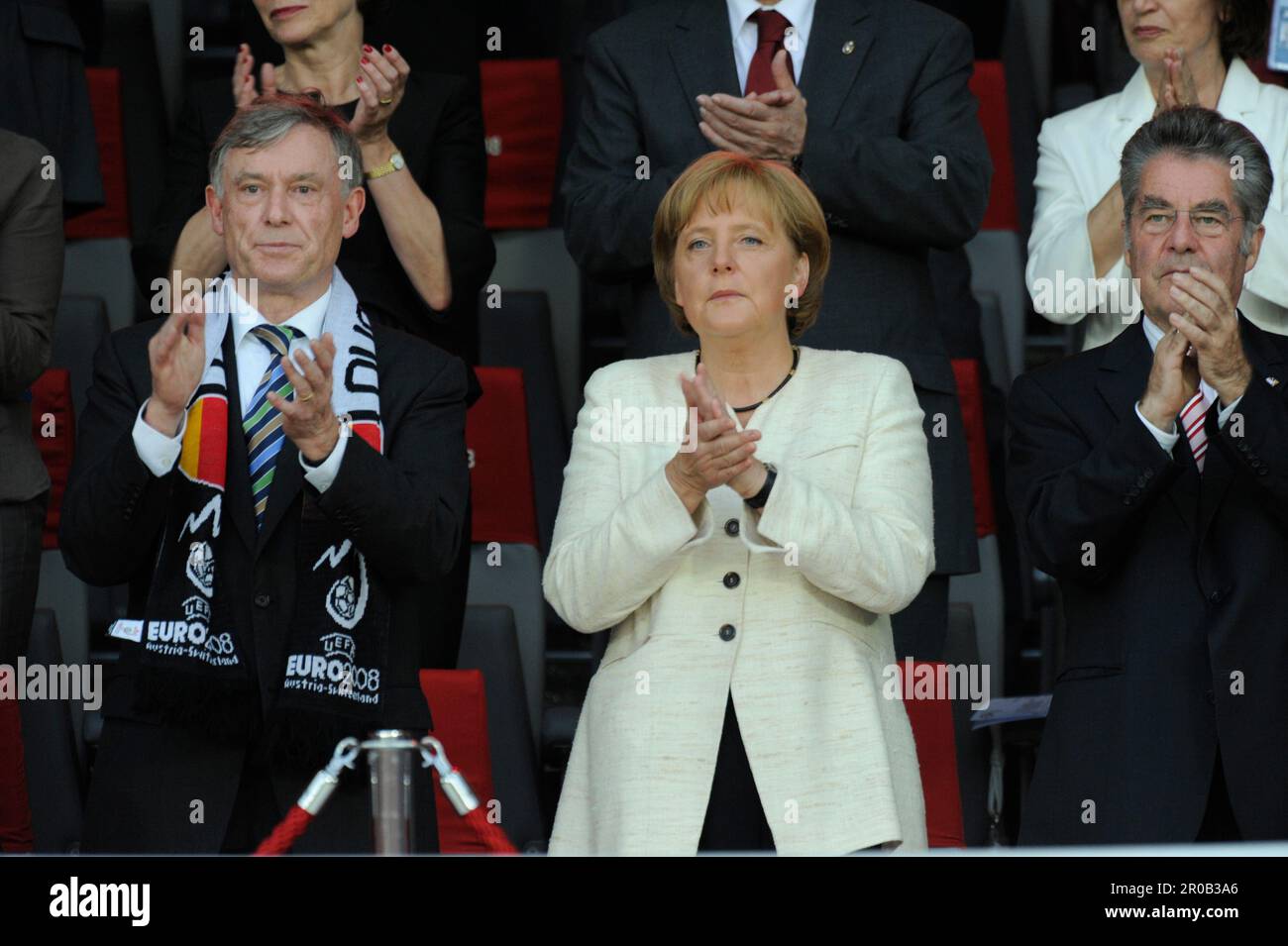 Angela merkel 2008 hi-res stock photography and images - Alamy