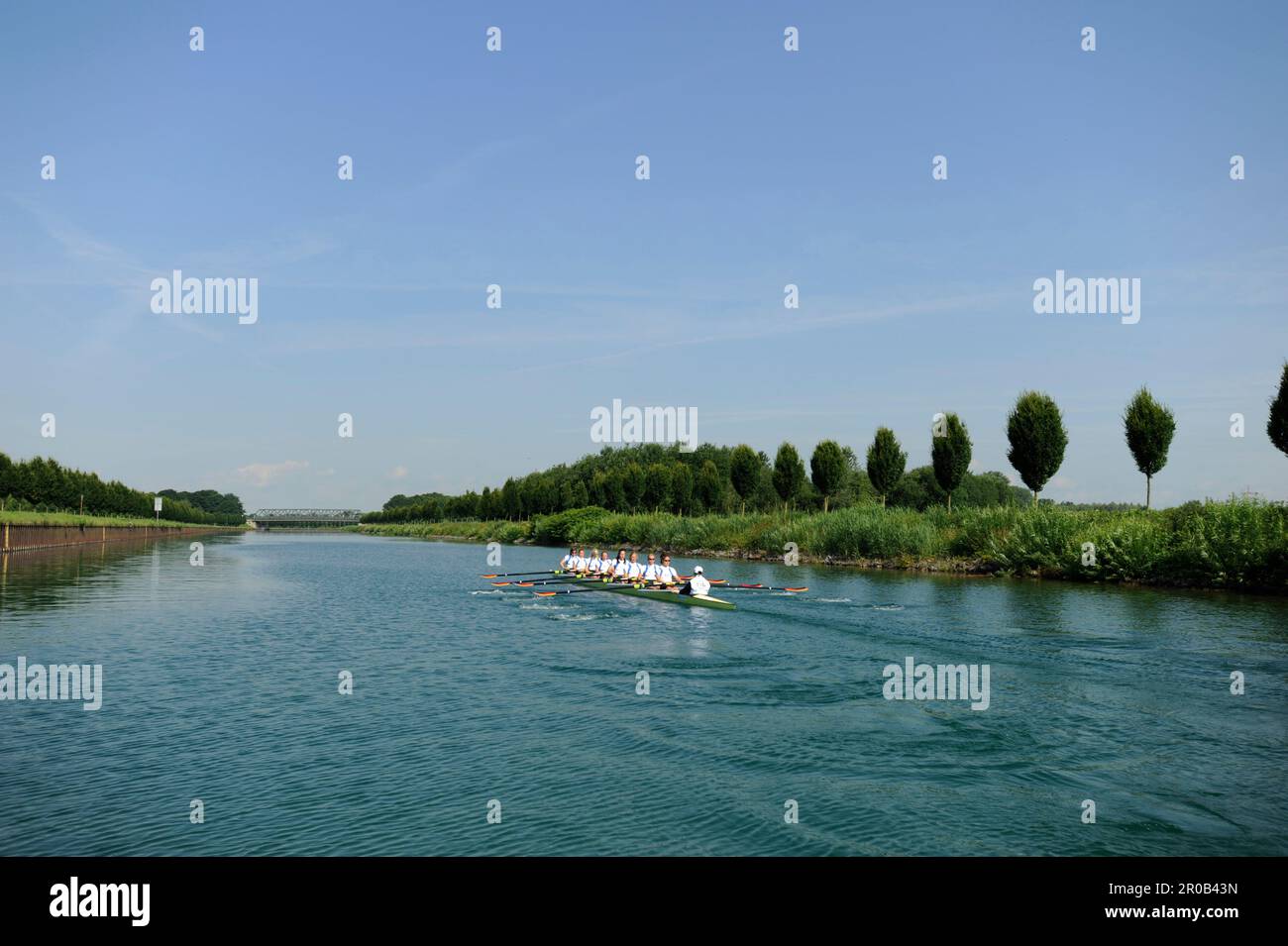 Der Deutsche Frauenachter mit: Elke Hipler ( Schlagfrau), Nina Wengert ...