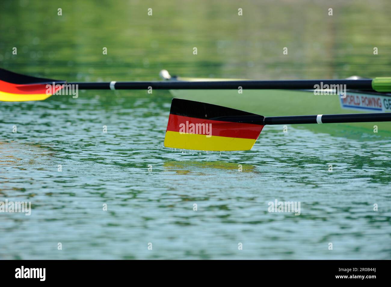 Der Deutsche Frauenachter mit: Elke Hipler ( Schlagfrau), Nina Wengert ...