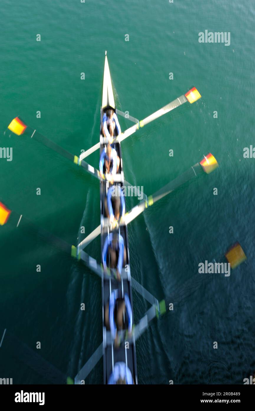 Der Deutsche Frauenachter mit: Elke Hipler ( Schlagfrau), Nina Wengert ...