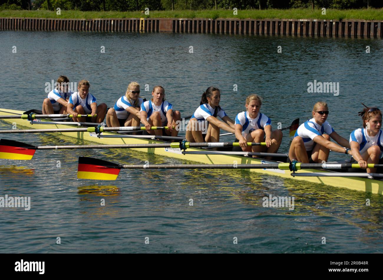 Der Deutsche Frauenachter mit: Elke Hipler ( Schlagfrau), Nina Wengert ...