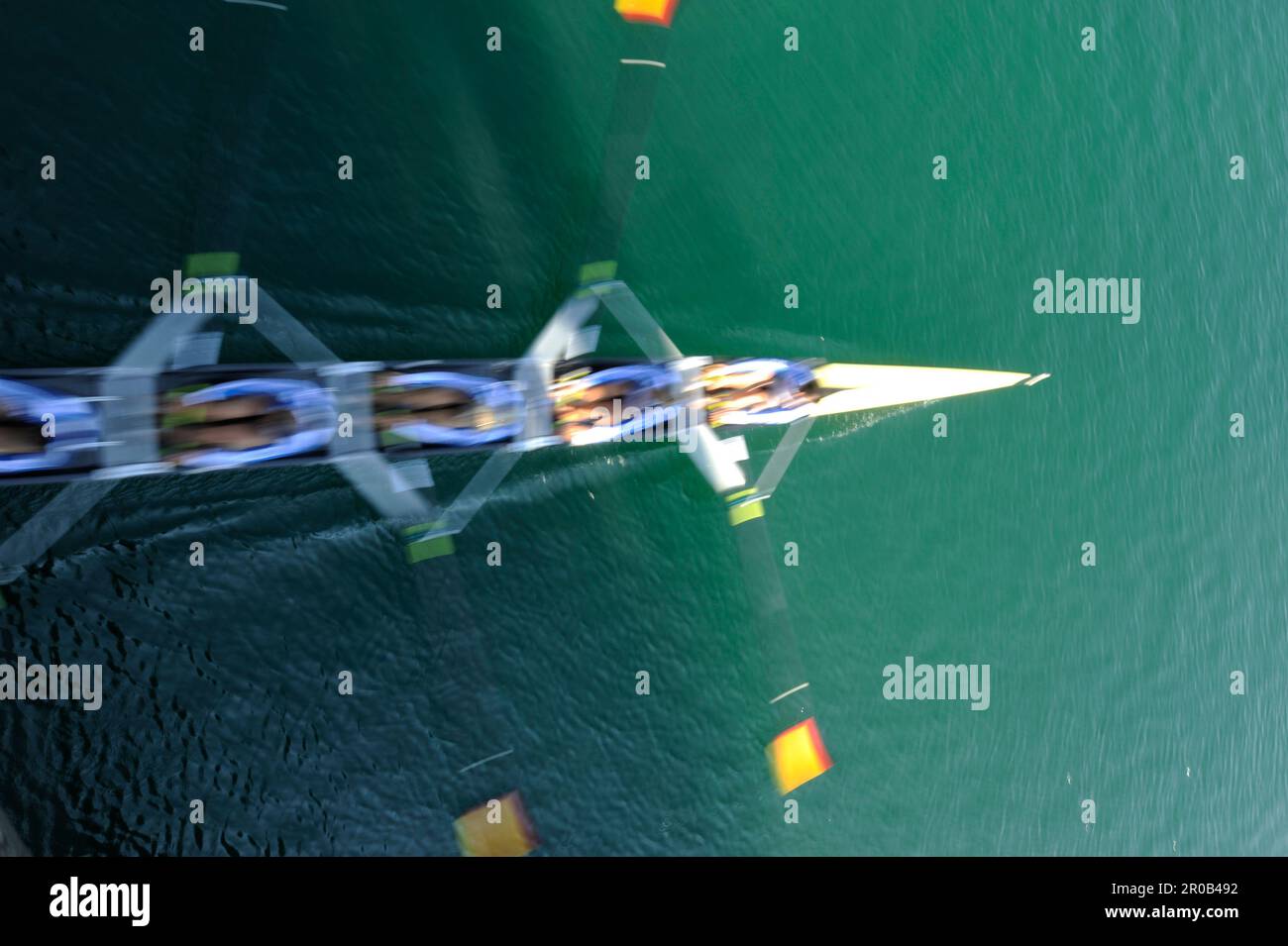 Der Deutsche Frauenachter mit: Elke Hipler ( Schlagfrau), Nina Wengert ...