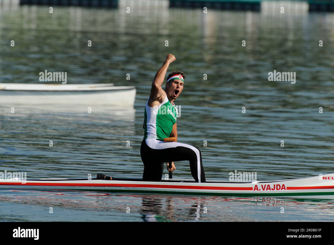 Olympiasieger VAJDA Attila Sandor im C1 aus Ungarn jubelt im Ziel ...