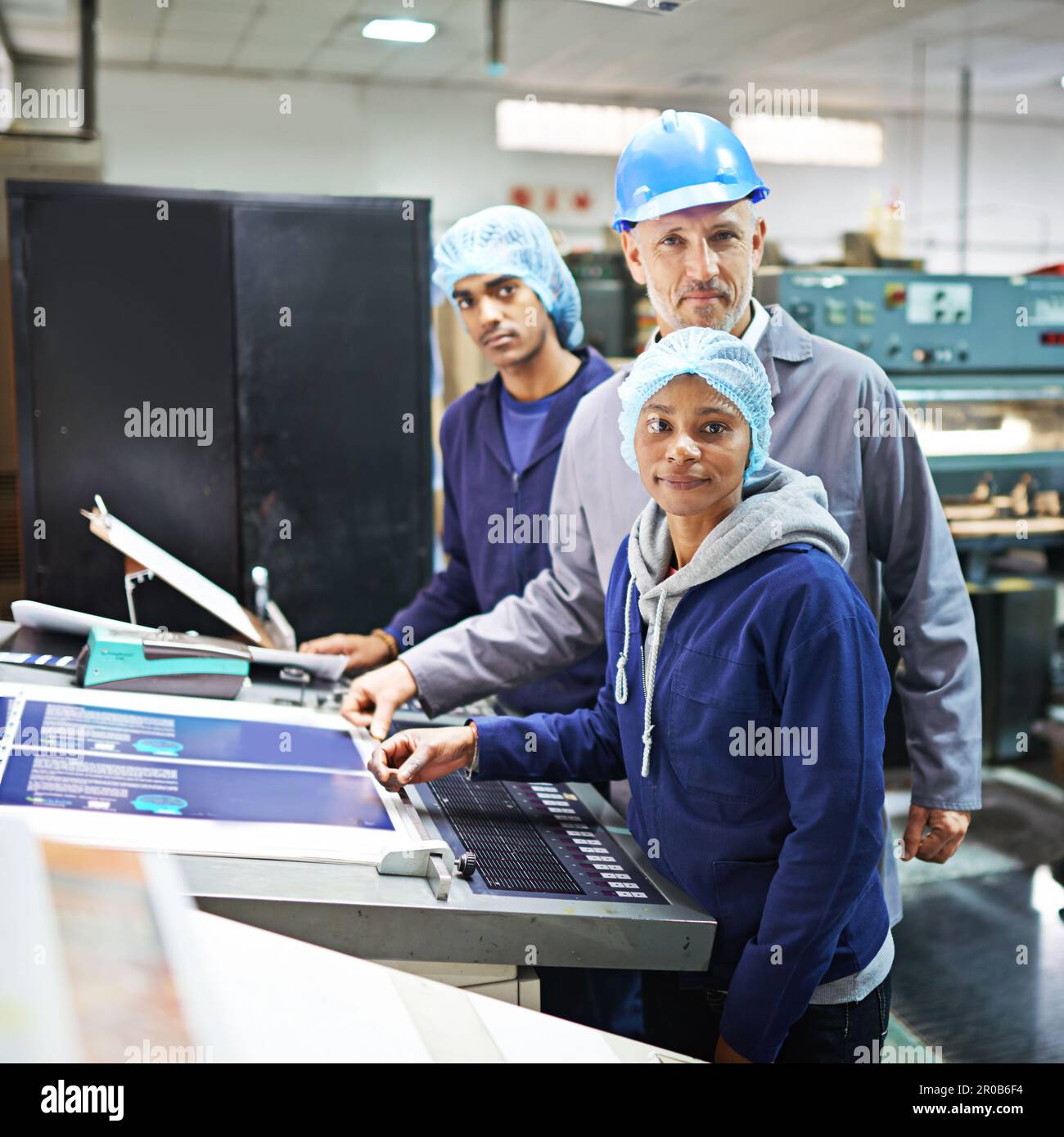 Female printing facility worker hi-res stock photography and images - Alamy