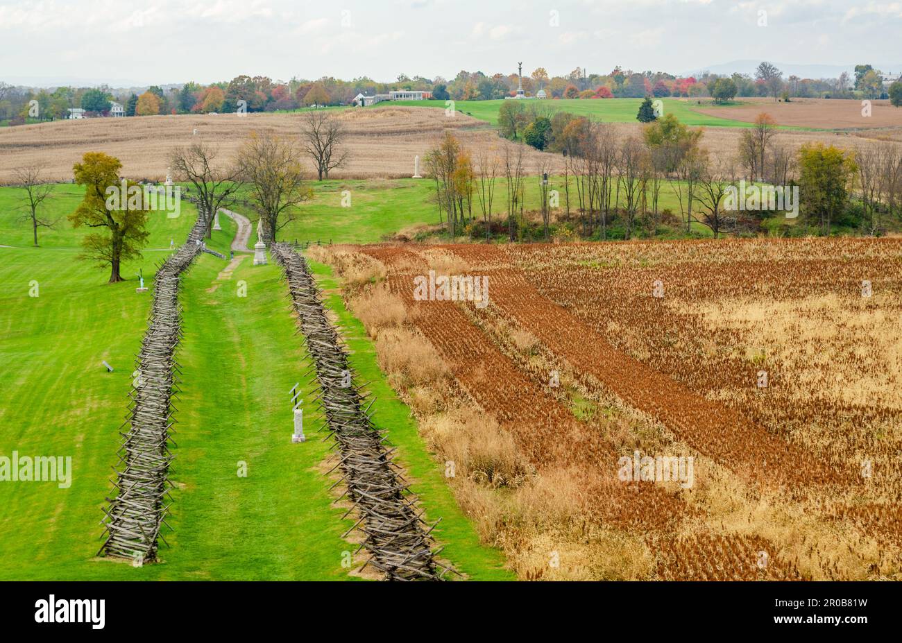 Open battlefield hi-res stock photography and images - Alamy