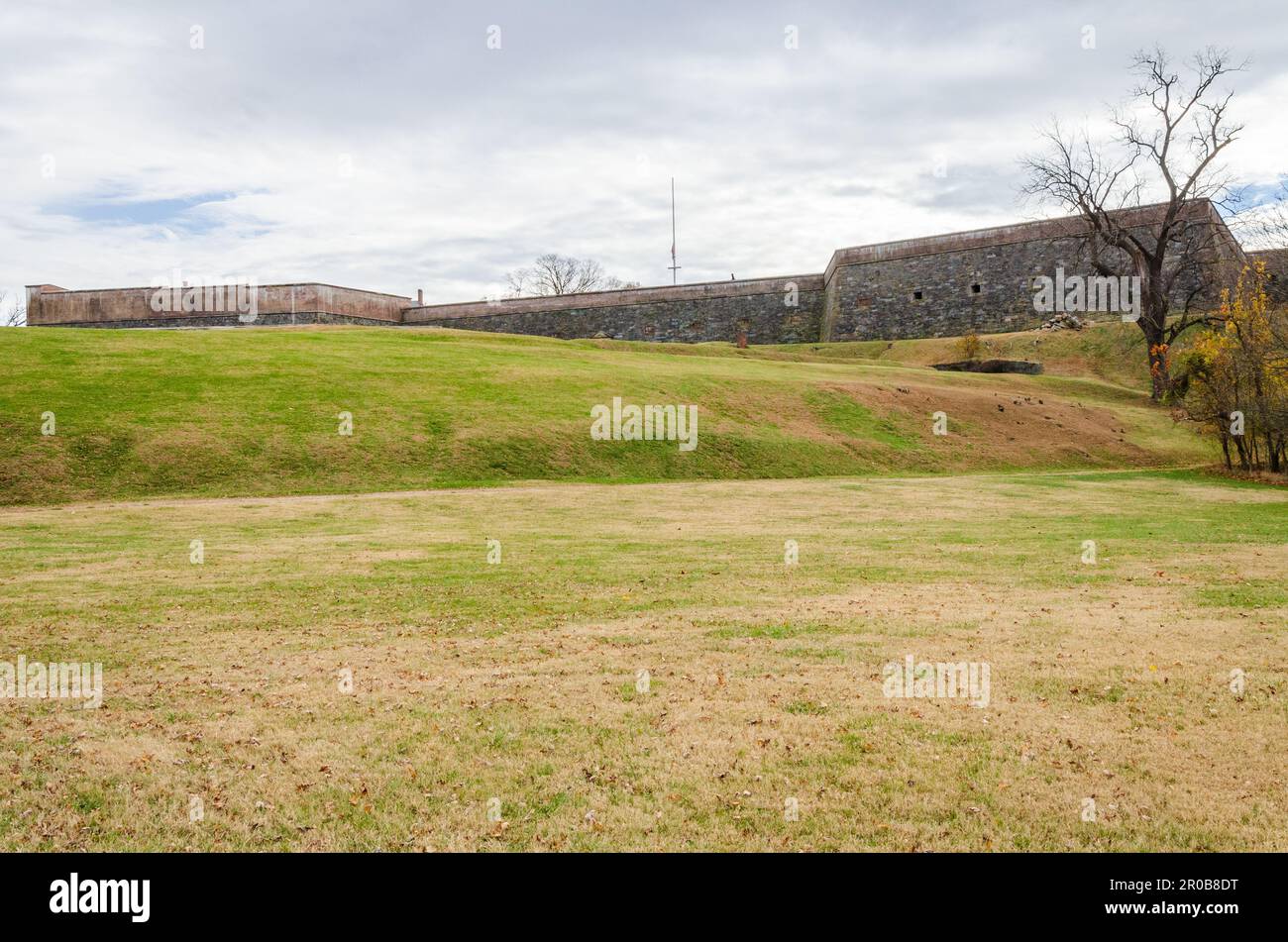 Potomac heritage national scenic trail hi-res stock photography and ...