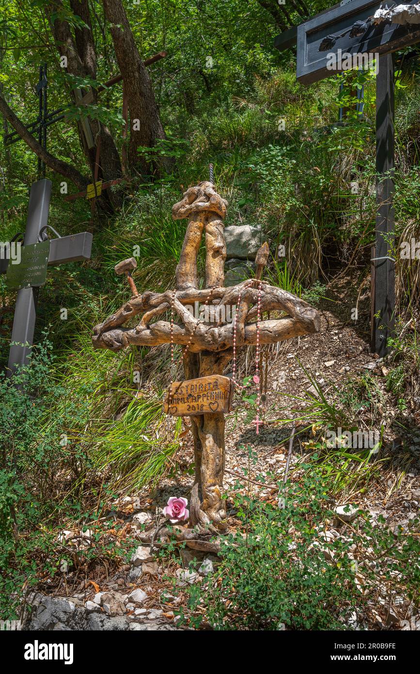 Devotional crosses of the various companies that arrive on pilgrimage ...