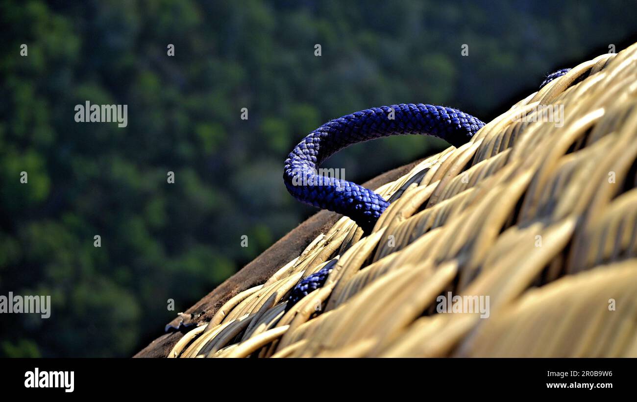 Masonry wall tie hi-res stock photography and images - Alamy