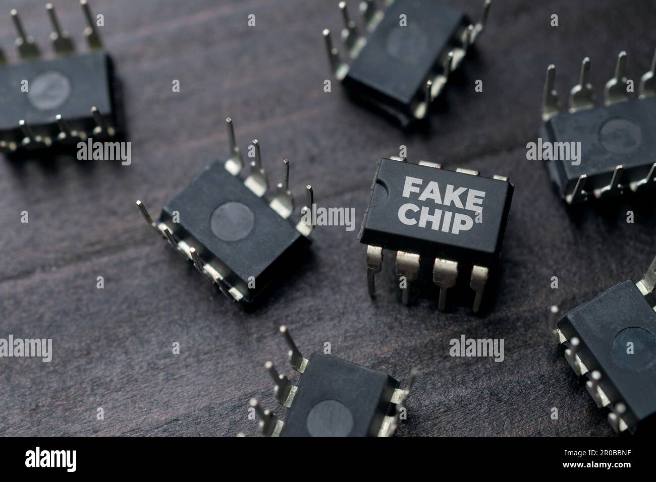 Semiconductor package hi-res stock photography and images - Alamy