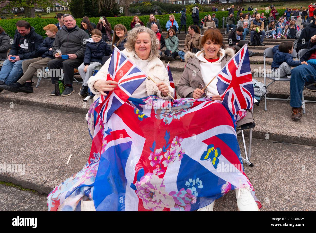 Edinburgh, Scotland, UK. 6 May 2023. Scenes from Edinburgh on the day of Coronation of King ...