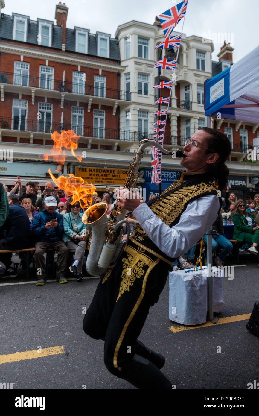 Fire saxaphone hi-res stock photography and images - Alamy