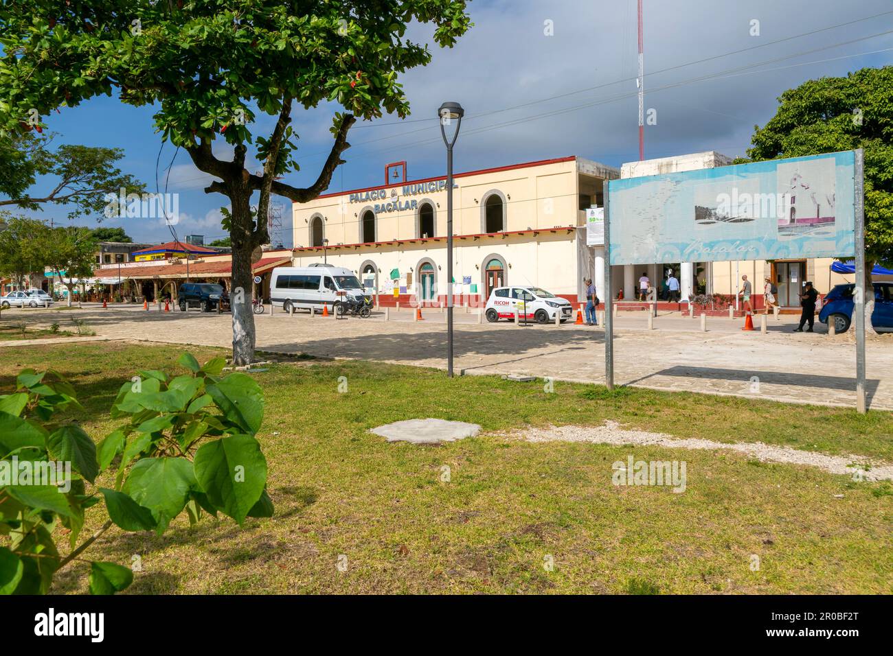 Main zocalo plaza square, Palacio Municipal town hall, Bacalar ...