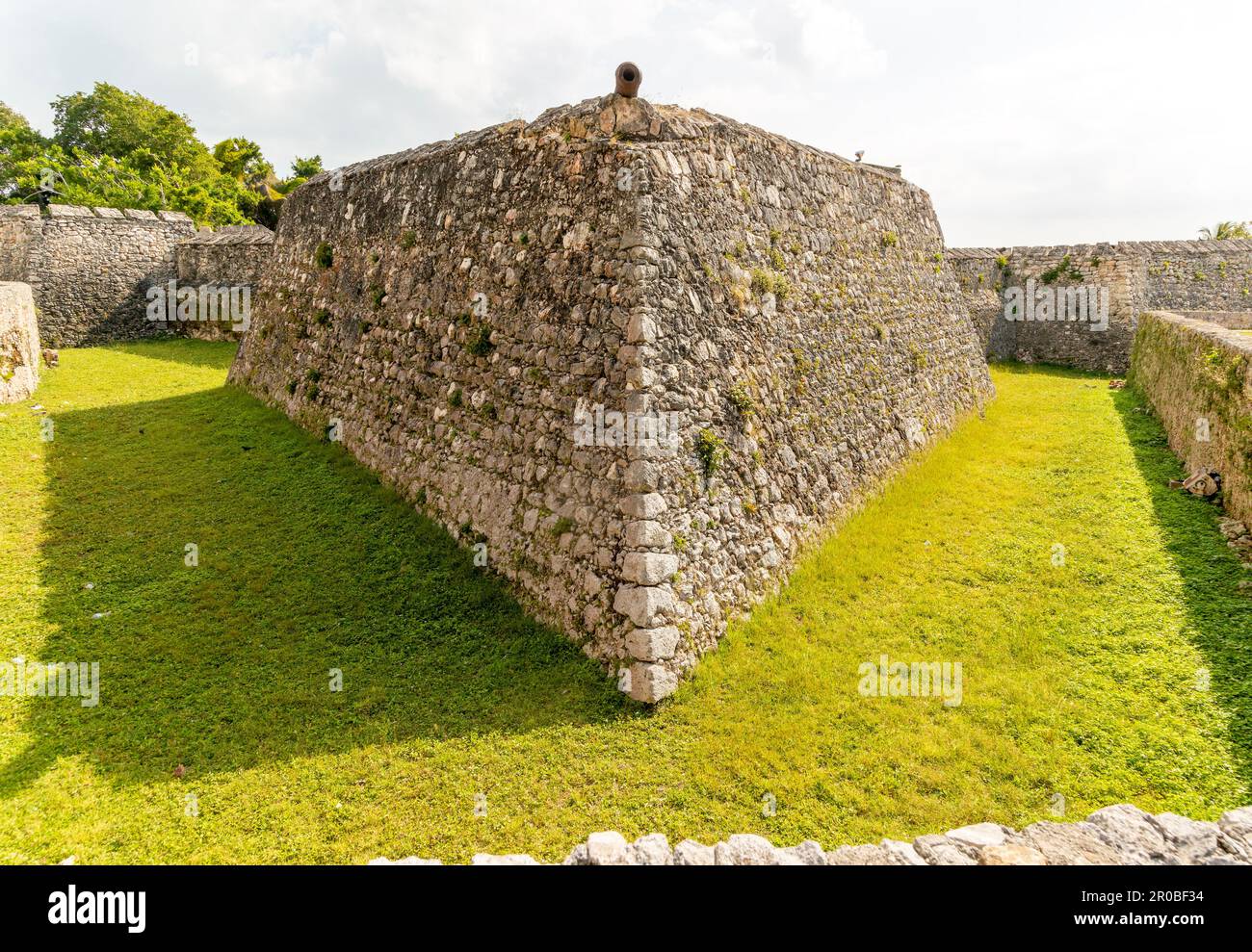 Spanish colonial fortification, Fort de San Felipe, Bacalar, Quintana ...