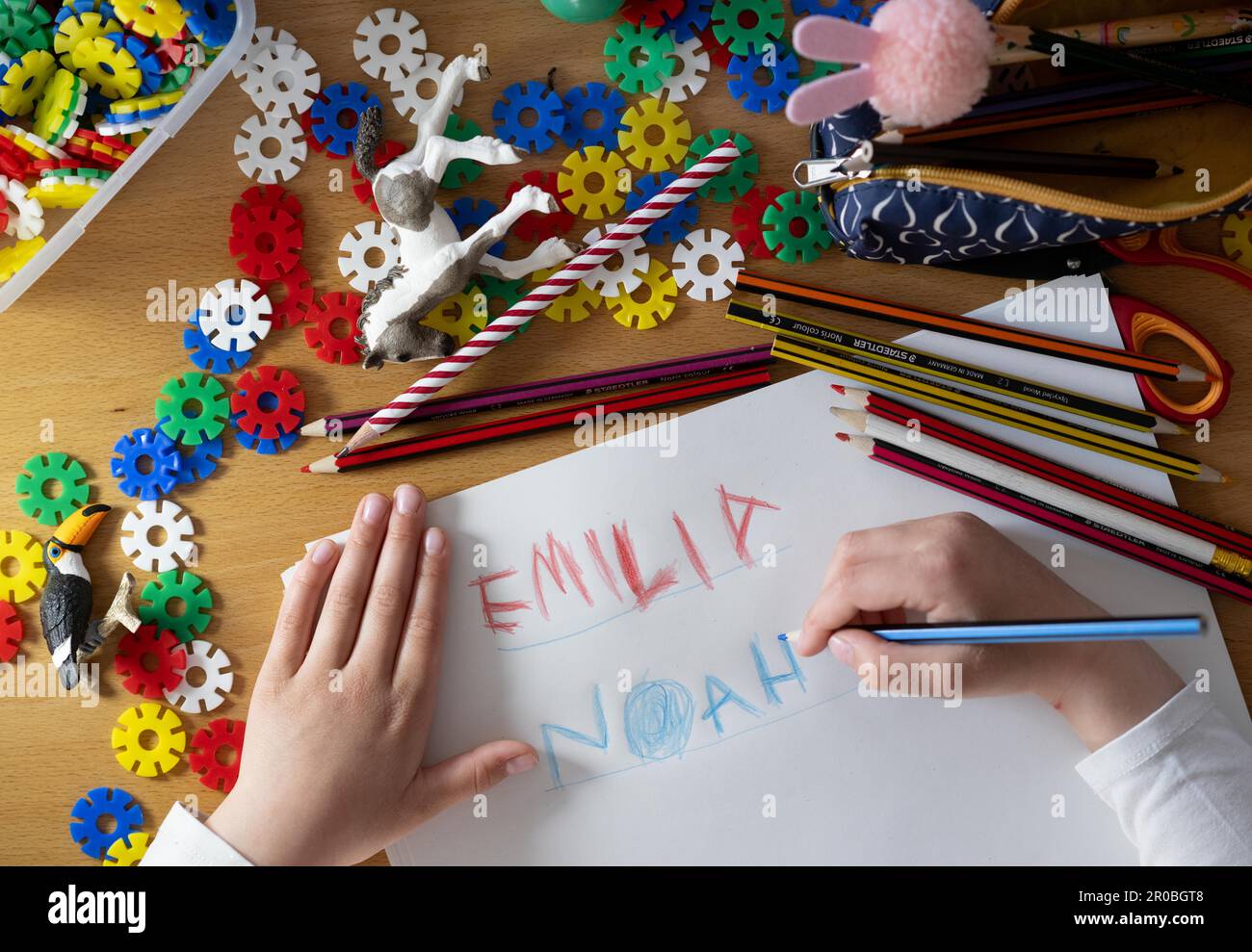 Leipzig, Germany. 08th May, 2023. A girl writes the first names Noah ...