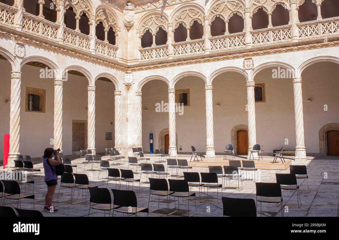 Ground floor architecture hi-res stock photography and images - Alamy