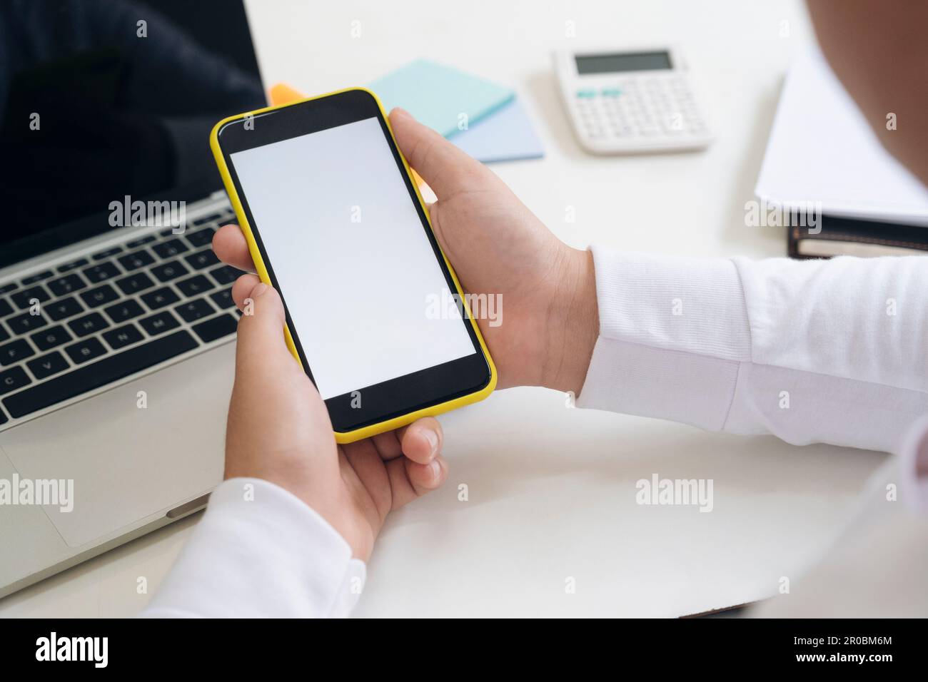Man using mobile smart phone hi-res stock photography and images - Alamy