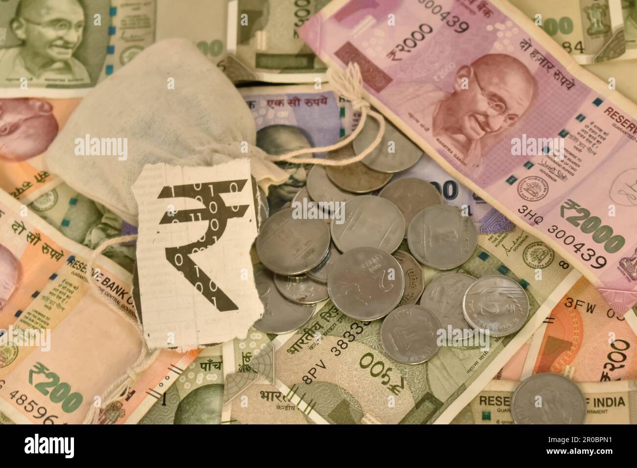 Bank india rupee note hi-res stock photography and images - Alamy