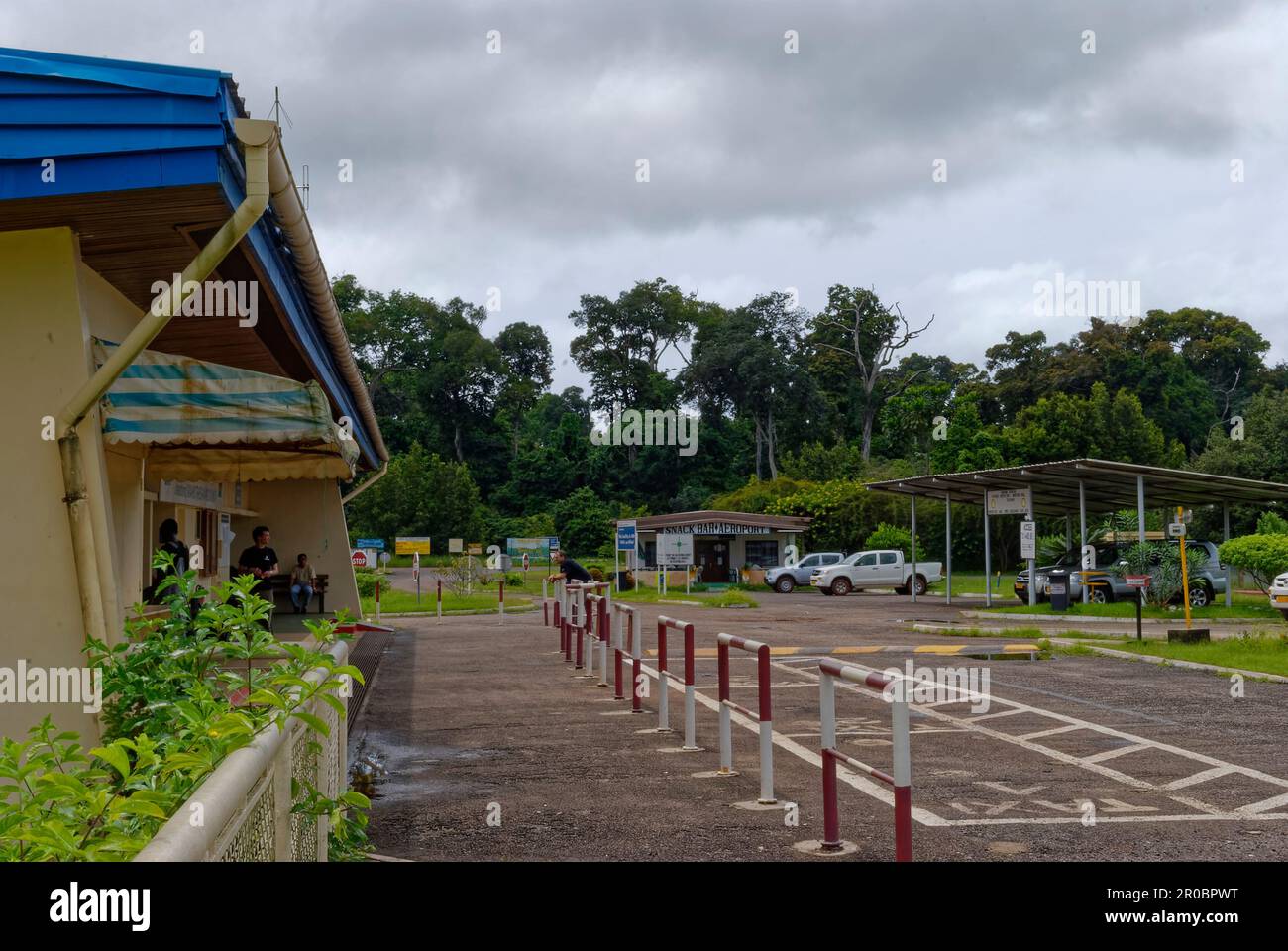 Shell gabon hi-res stock photography and images - Alamy