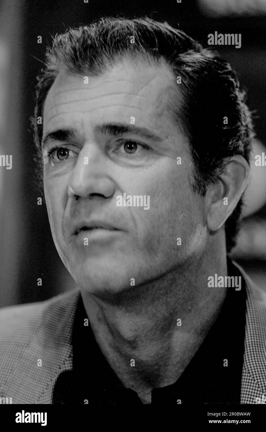 Mel gibson mad max Black and White Stock Photos & Images - Alamy