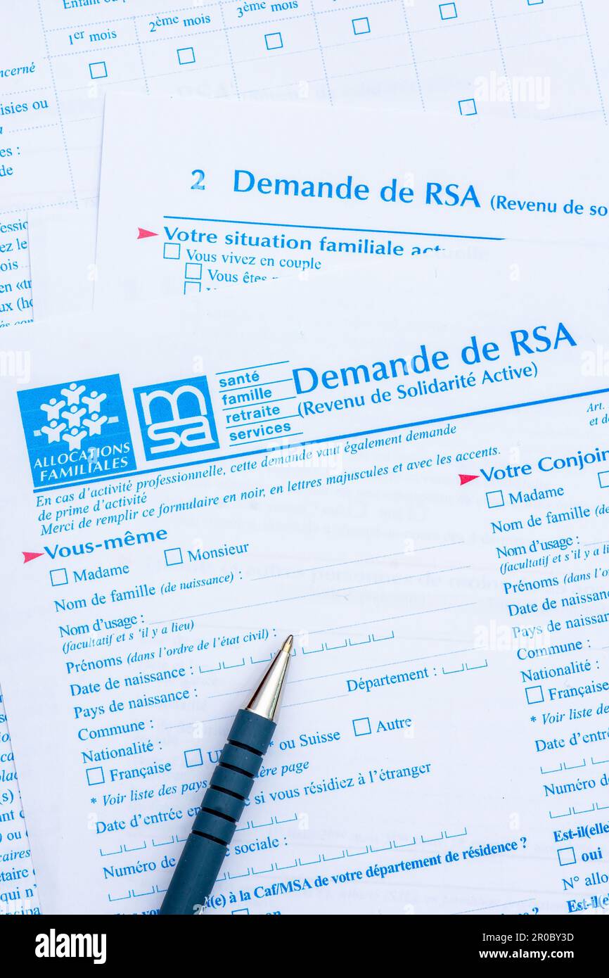 Application form for RSA (Revenu de solidarité active), an allowance ...