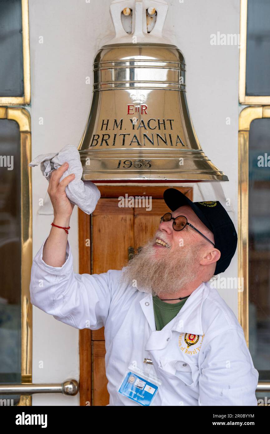 Stoker Jimmy Gould, one of the Royal Yachtsmen, known as 'Yotties ...