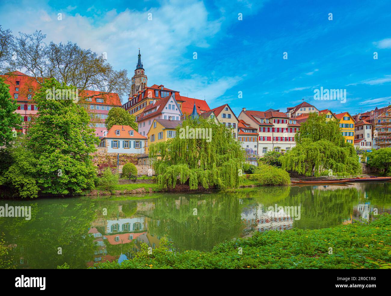 TUEBINGEN, BADEN-WUERTTEMBERG, GERMANY - CIRCA MAY, 2023: The Nekar ...