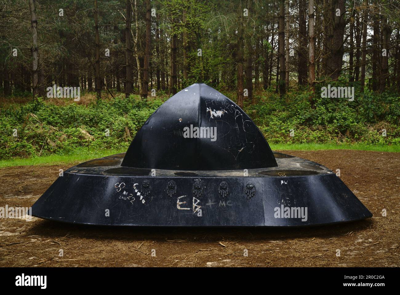 Replica ufo at the Rendlesham forest landing site Stock Photo - Alamy