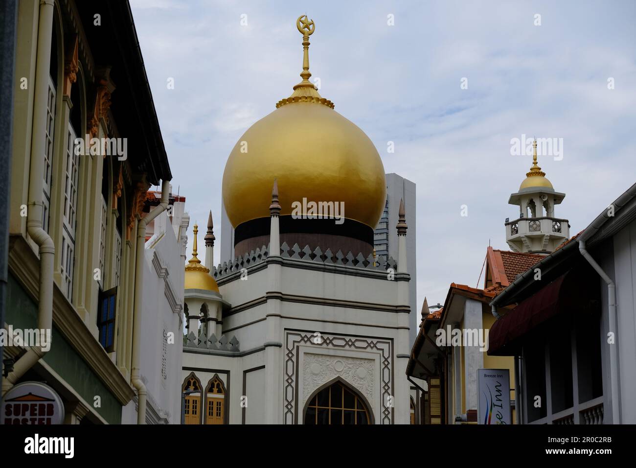 Singapore - Sultan Mosque - Masjid Sultan Stock Photo - Alamy