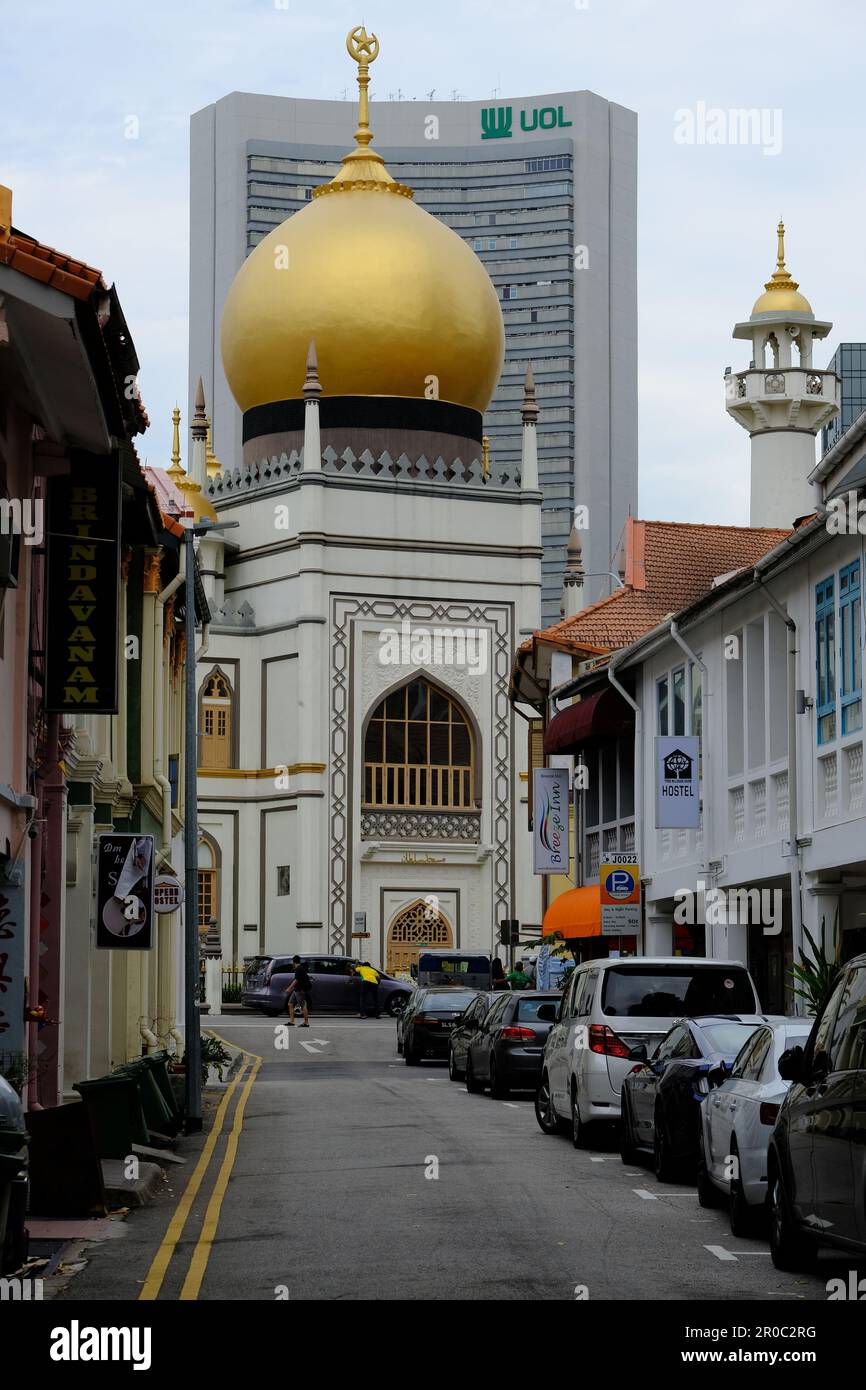 Singapore - Sultan Mosque - Masjid Sultan Stock Photo - Alamy