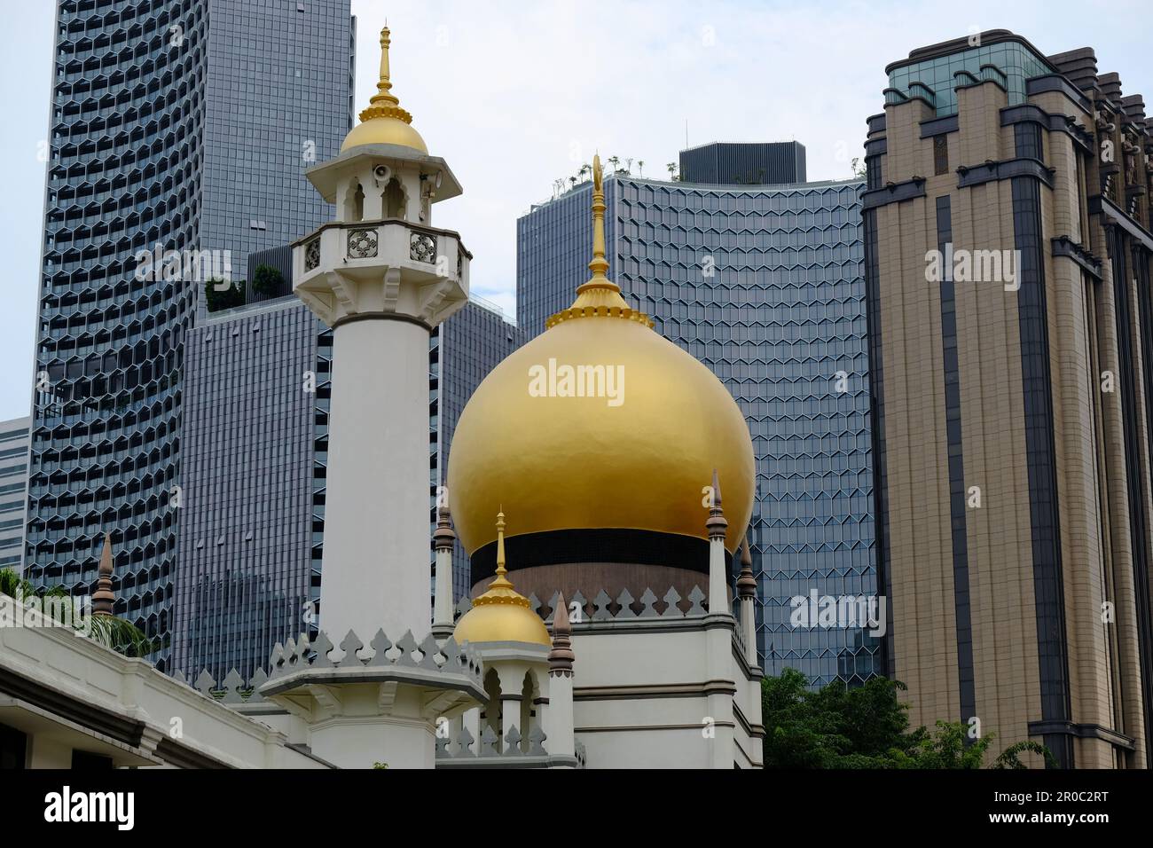Singapore - Sultan Mosque - Masjid Sultan Stock Photo - Alamy