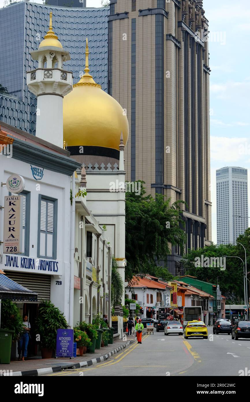 Singapore - Sultan Mosque - Masjid Sultan Stock Photo - Alamy