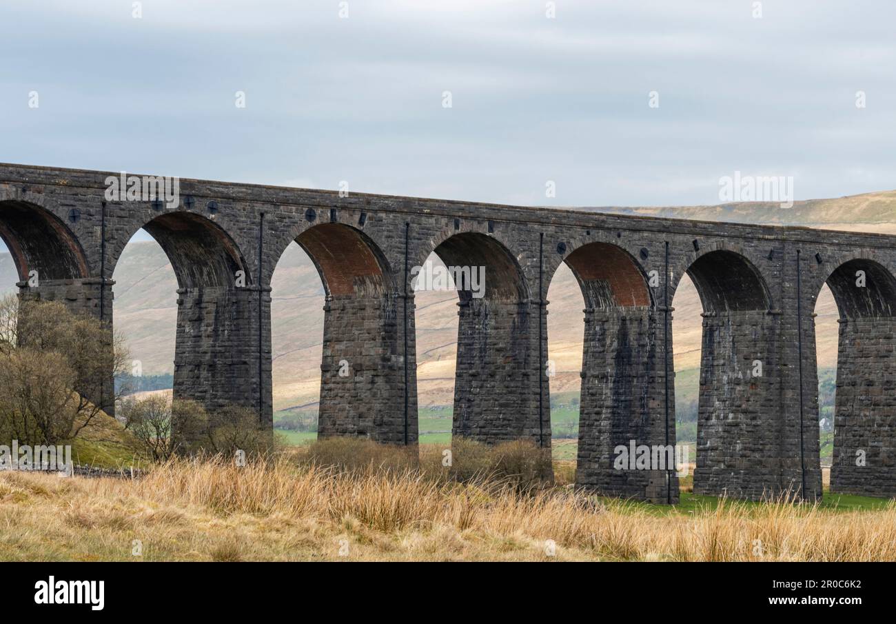 Ribble viaduct train crossing, Yorkshire, UK Stock Photo - Alamy