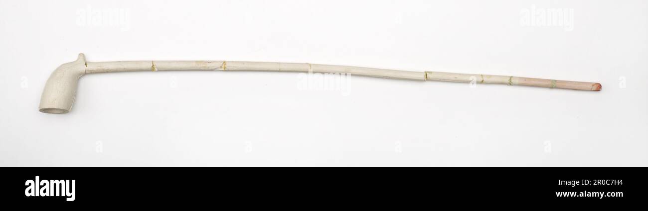 Church warden pipe hi-res stock photography and images - Alamy