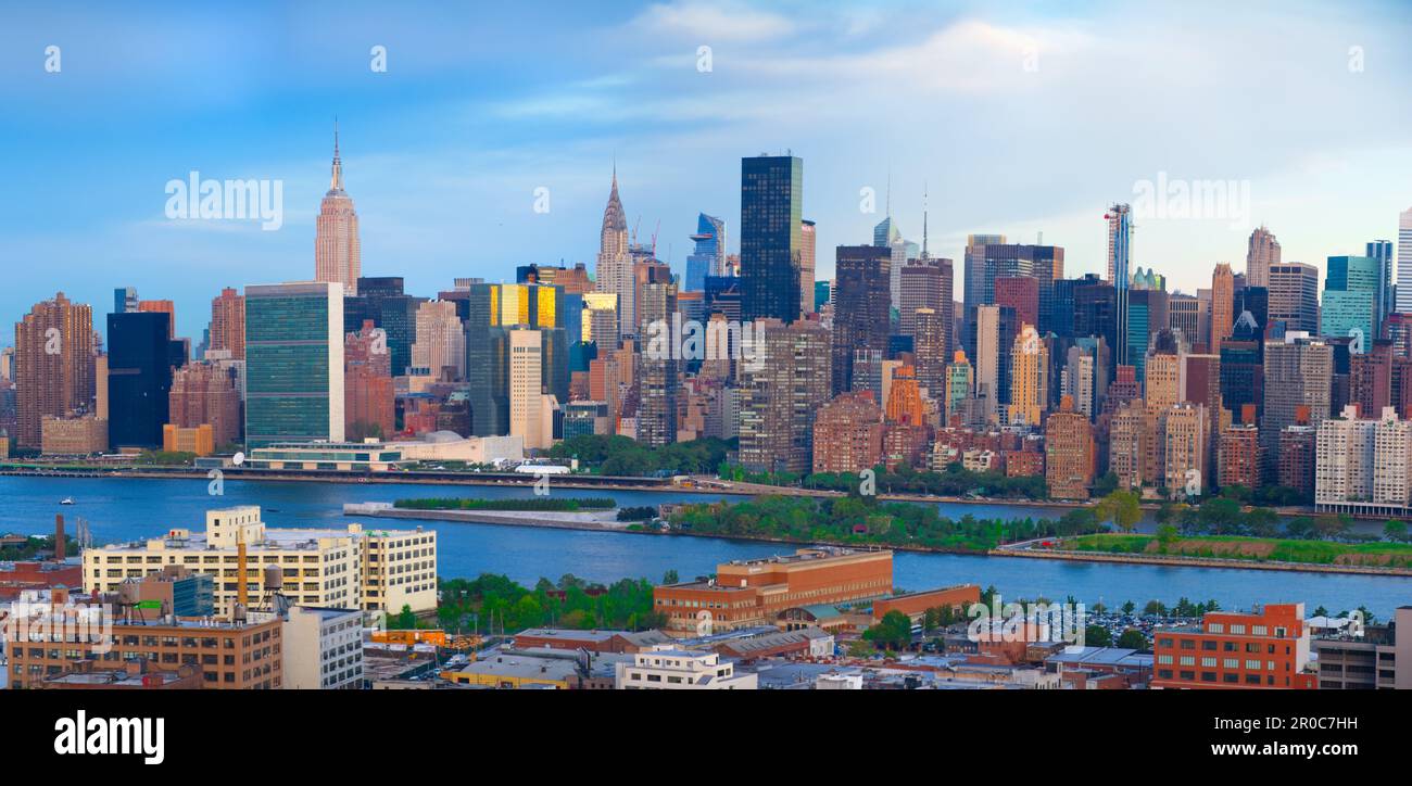 A stunning cityscape of New York in daylight Stock Photo - Alamy