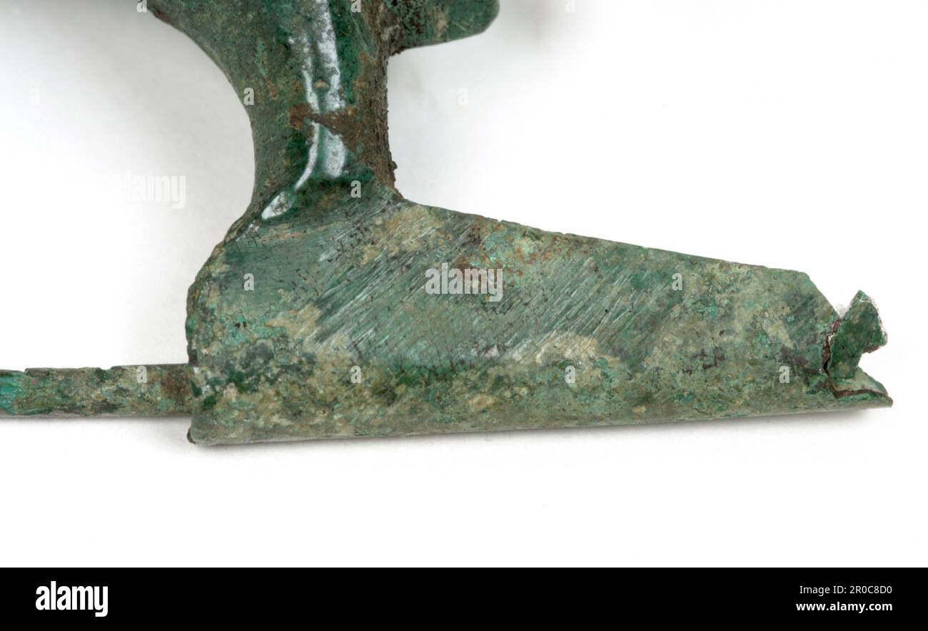 Leech Bow Fibula, Etruscan, 600 BC. Etruria, Italy.. Leech-shaped ...