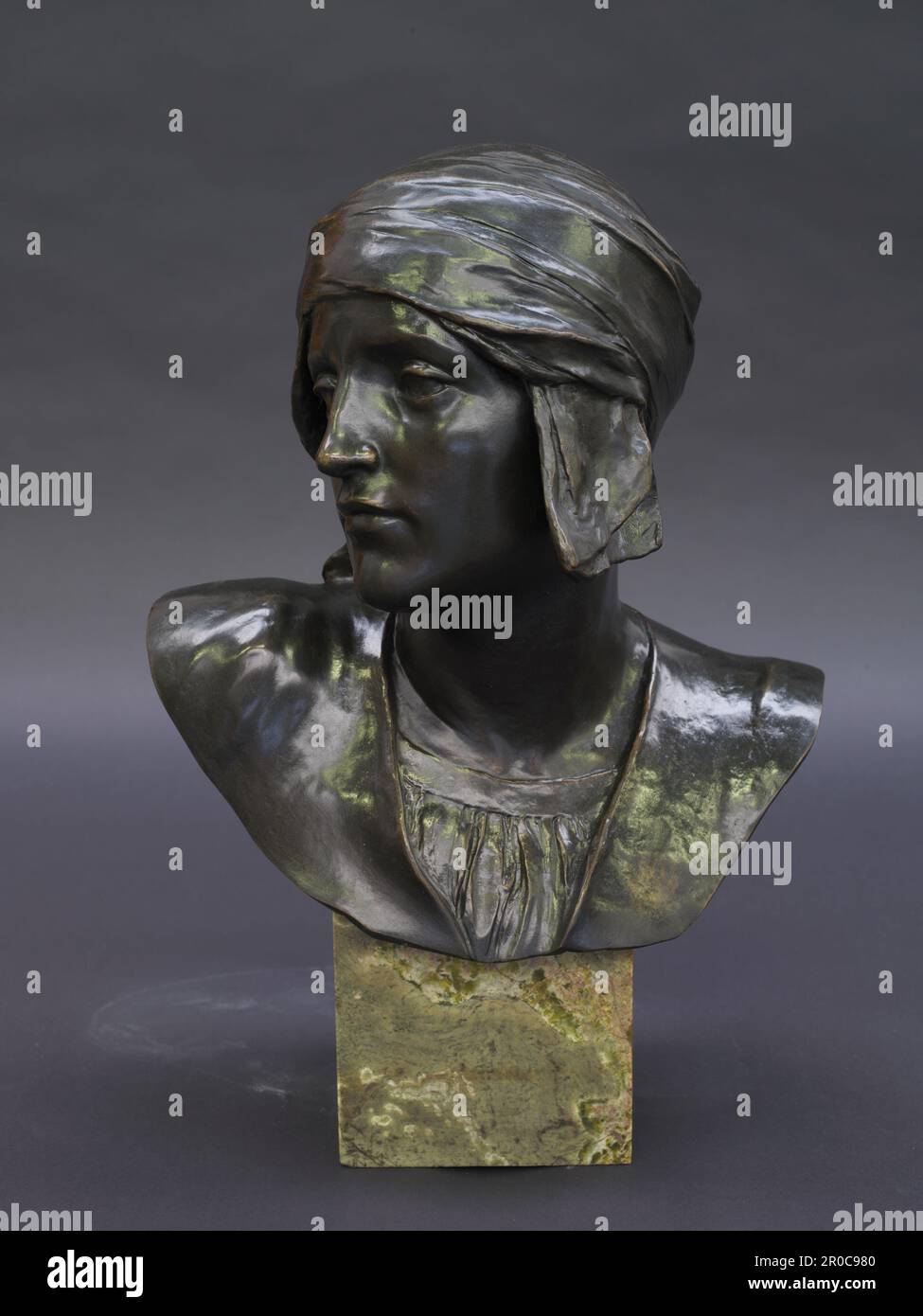 Head of a Boy, 1897-1907. Sir Thomas Brock (d. 1922 Stock Photo - Alamy