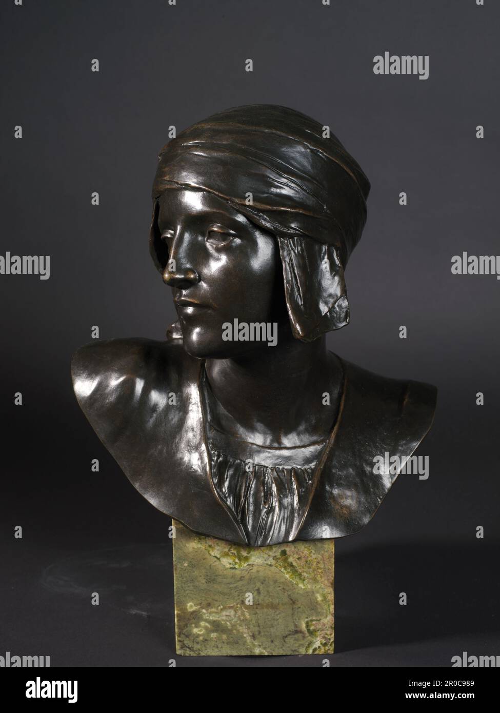 Head of a Boy, 1897-1907. Sir Thomas Brock (d. 1922 Stock Photo - Alamy